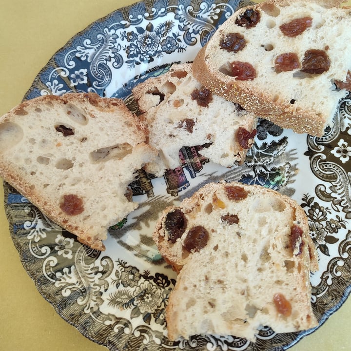 Soup in Town Piazza San Giusto 6 Lucca, Italy Pane all’uvetta Review ...