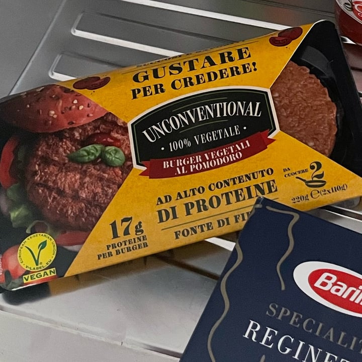 Unconventional Burger Vegetale Al Pomodoro - Tomato Burger Review ...