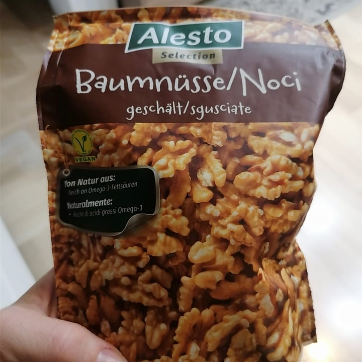 Alesto Alesto Walnuts Review | abillion