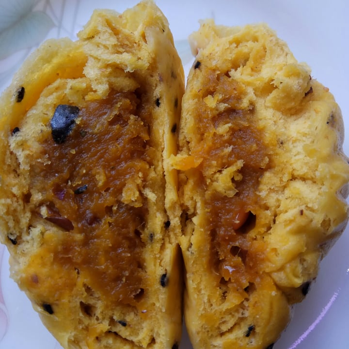Kim point vegetarian bun 慈心舍 Pumpkin Bao Review | abillion