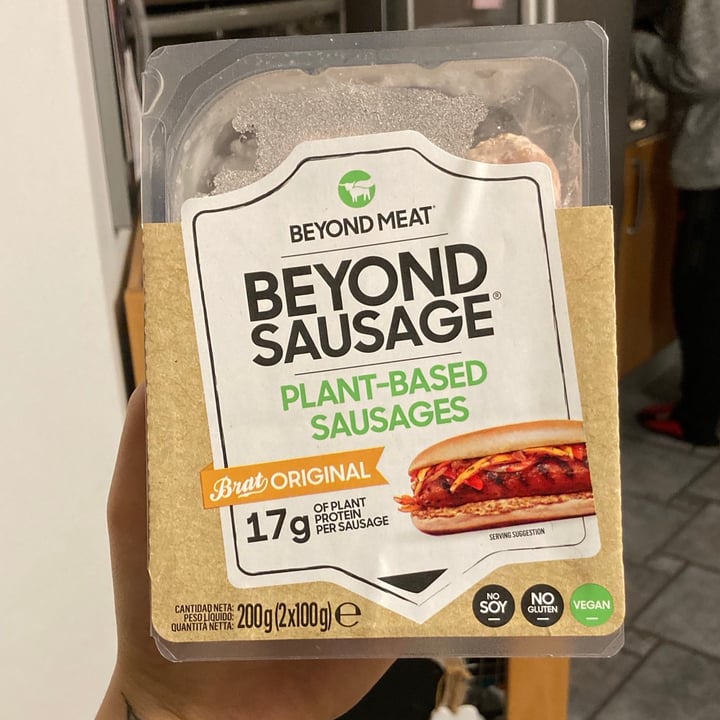 Beyond Meat Beyond Sausage Brat Original Review | abillion