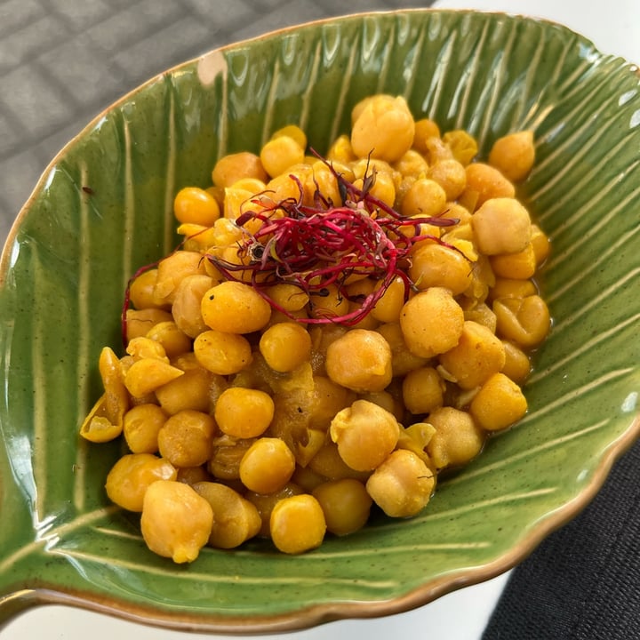 RistoGap - Tapas Vegane Modena, Italy Ceci E Piselli Gialli In Latte Di ...