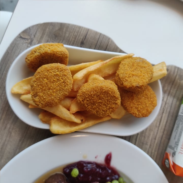 IKEA Turin Italy Veggie Nuggets Review | abillion