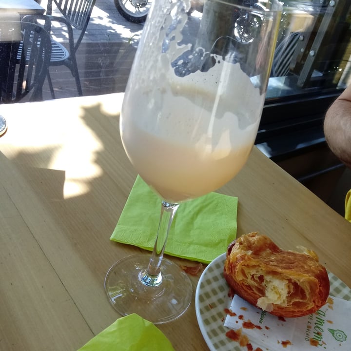 Amemi CAFÈ • BISTRÒ • GELATERIA Carugate, Italy Cappuccino Freddo ...