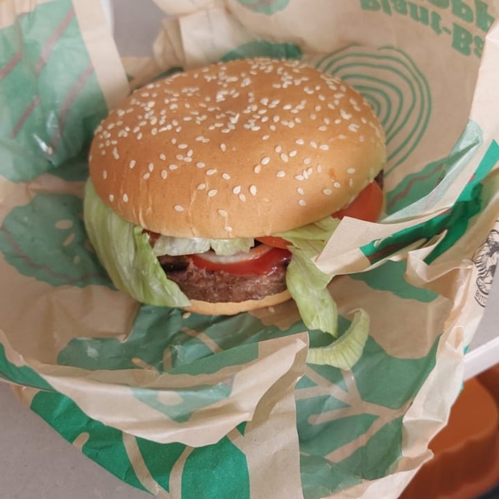 Burger King Roma, Italy Plant Based Whopper Review | abillion