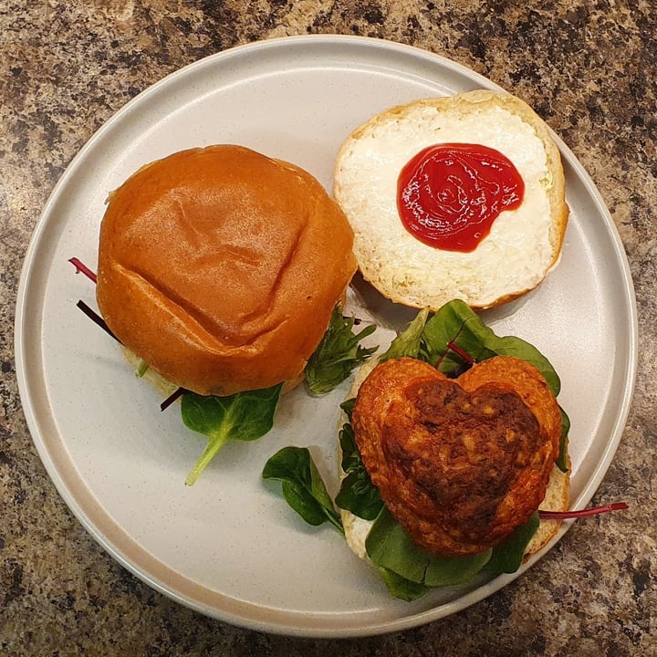 ASDA 'Melt my Heart' Meat Free Burgers Review | abillion