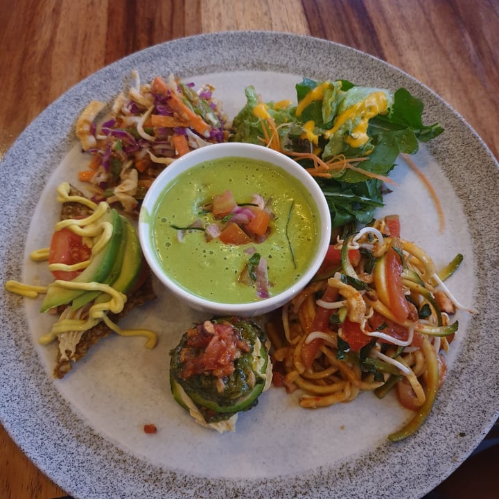 Moksa Plant-based Restaurant & Permaculture Garden Indonesia Moksa ...