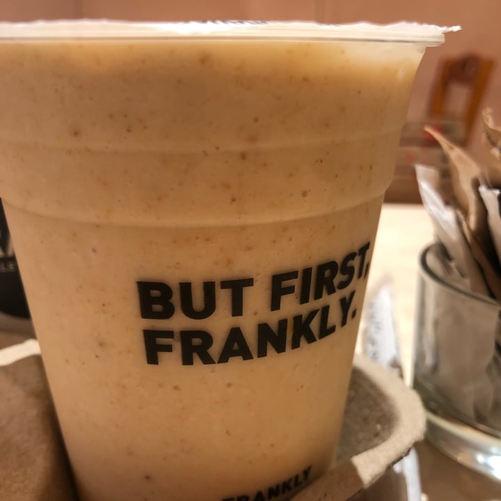 Frankly Bubble Tea & Coffee Bologna, Italy Frullato banana e burro di ...