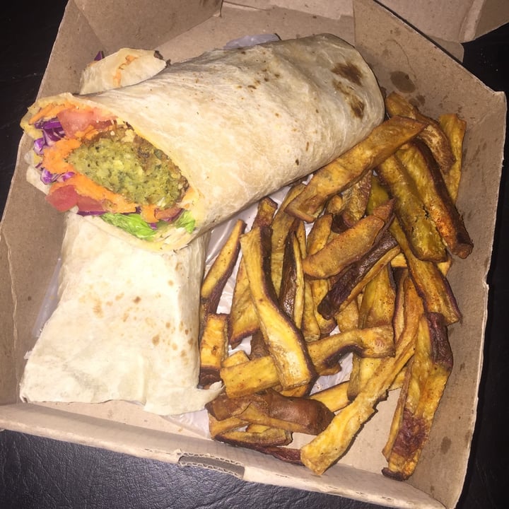 SHIPIBO Bistro Amazonico Ramos Mejía, Argentina Falafel Durum Review ...