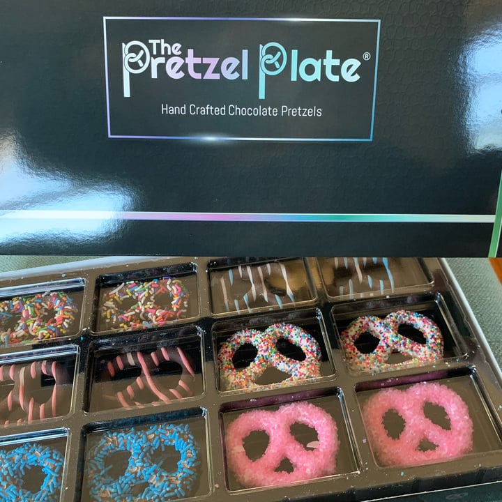The Pretzel Plate Chocolate Covered Pretzel Assortment Review | abillion