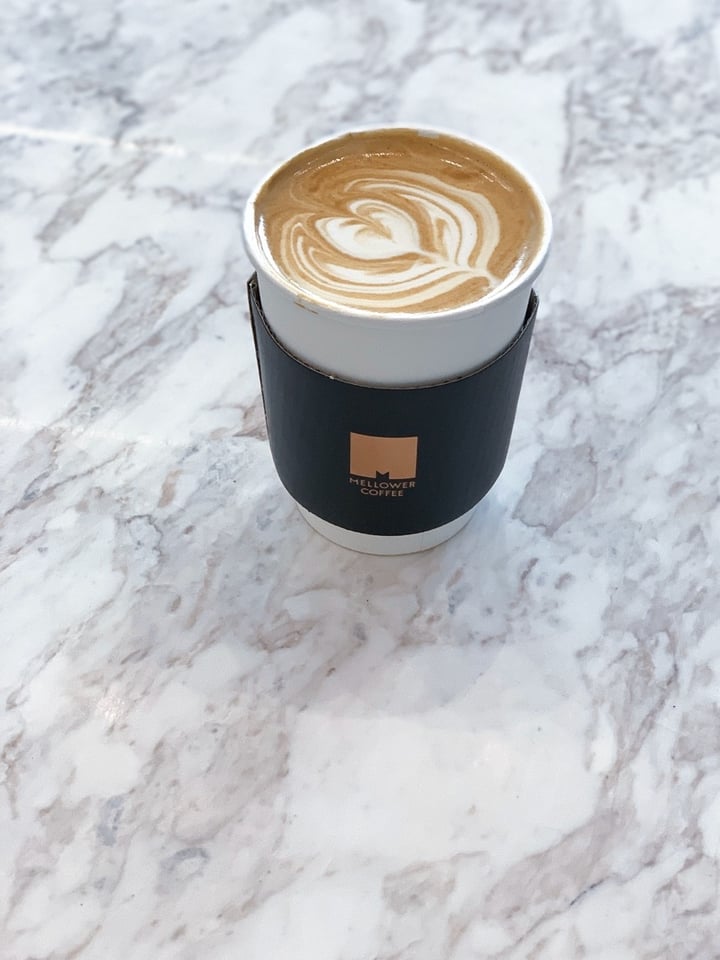 Mellower Coffee Downtown Core, Singapore Oat Cafe Latte Review | abillion