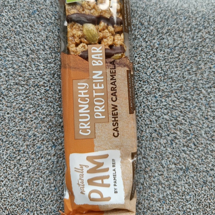 Naturally Pam Crunchy Protein Bar - CASHEW CARAMELA Review | abillion
