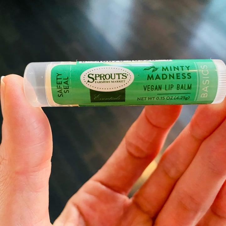 Sprouts Farmers Market Mint Lip Balm Review | abillion