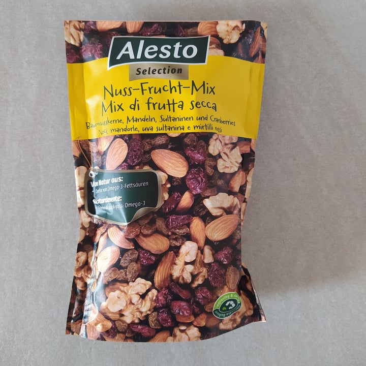 Alesto Fruit and nuts mix Review | abillion