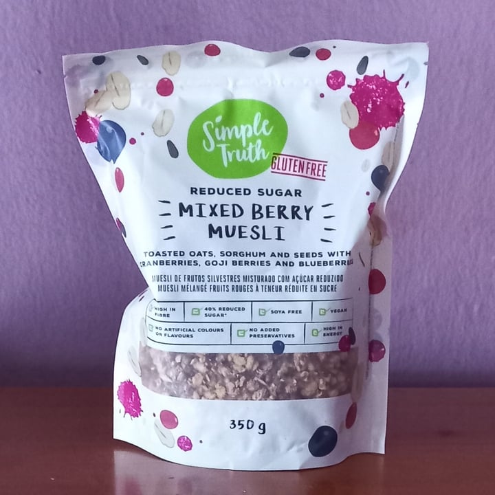 Simple Truth Mixed Berry Muesli (Reduced Sugar) Review | abillion