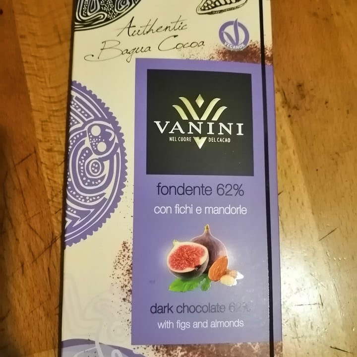 Vanini Cioccolato fondente 62% con fichi e mandorle Review | abillion