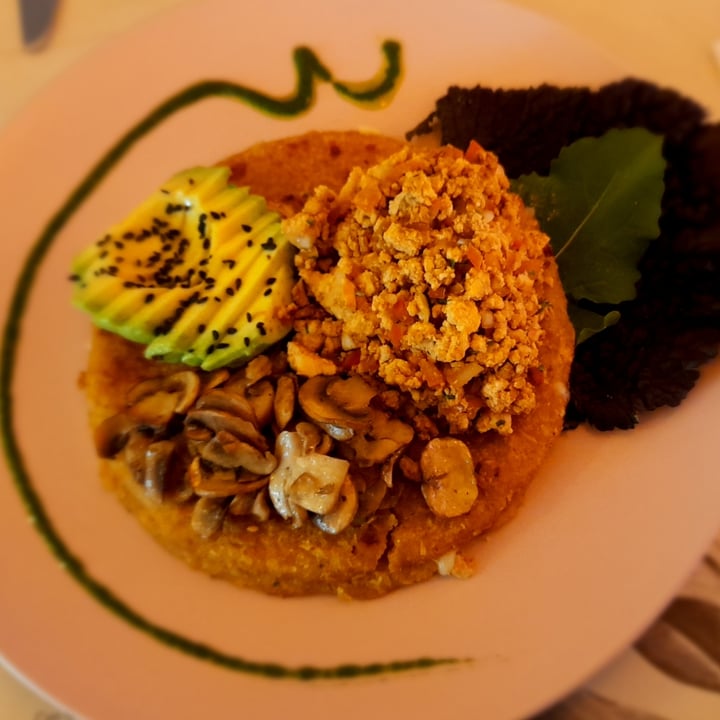 Pura Vida veggie and vegan Arepa De Choclo Veganao Reviews | abillion