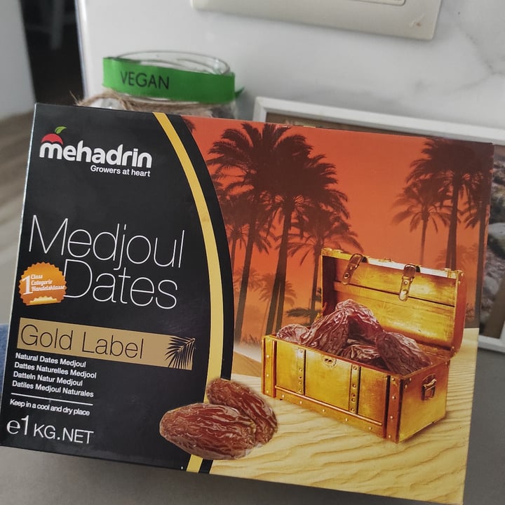 Mehadrin Medjool Dates Review | abillion