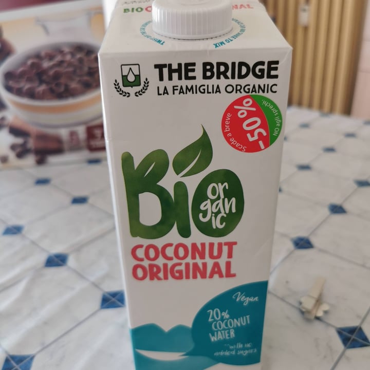 The Bridge Bio Coconut drink Review | abillion