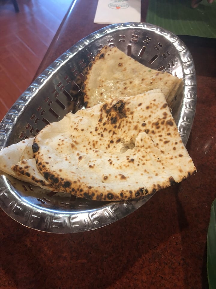 Gayatri Restaurant Little India, Singapore Kashmiri naan Review | abillion