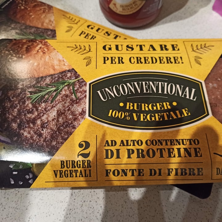 Unconventional Burger Vegetale Classico - Classic Burger Review | abillion