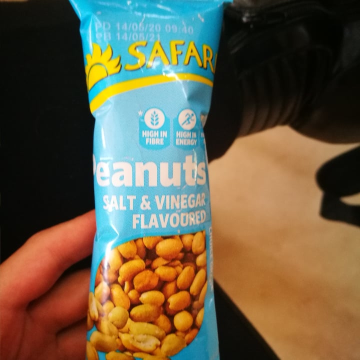 Safari Salt and vinegar peanuts Review | abillion