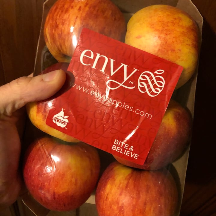 Envy Apples Review | abillion