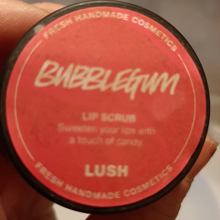 Lush Fresh Handmade Cosmetics Bubblegum Lip Scrub Review Abillion