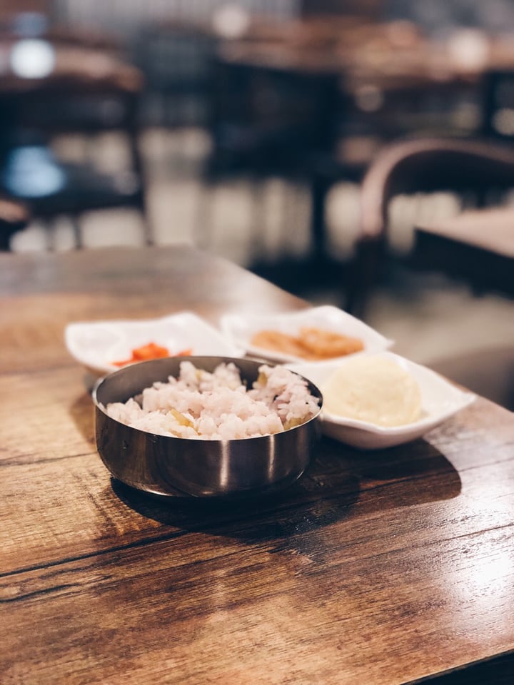 Daehwa Vegetarian Queenstown, Singapore Free 반찬 Banchan Review | abillion