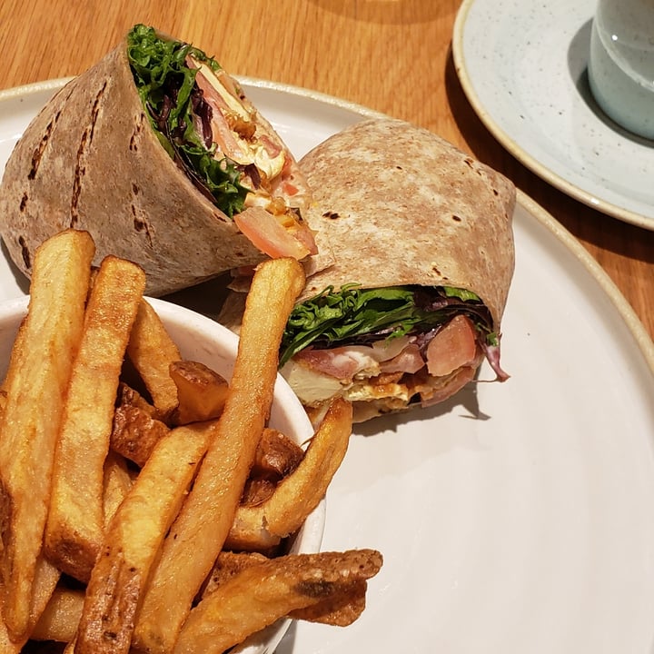 Fresh on Front Old Toronto, Toronto, Canada Clubhouse Wrap Review ...