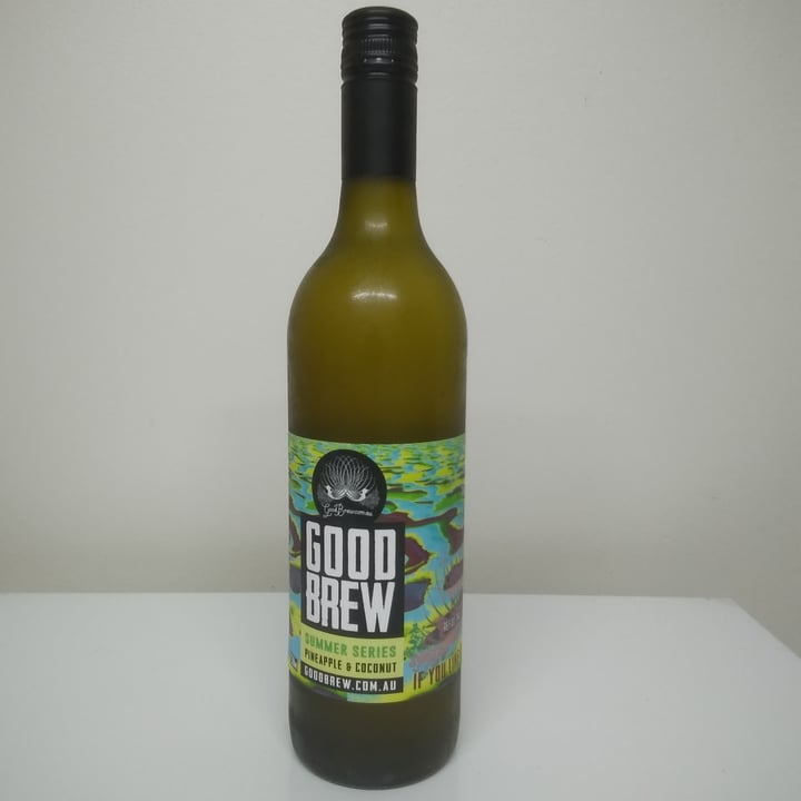 The Good Brew Company Pineapple and Coconut Kombucha Review | abillion