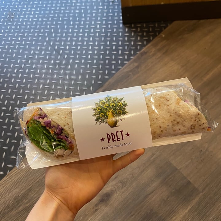 Pret A Manger Hummus and chipotle wrap Review | abillion
