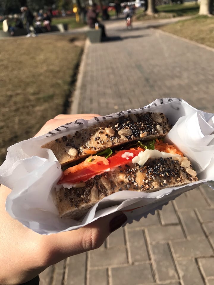 Natural Eat Sanguche vegano Review | abillion