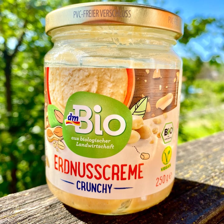 dmBio Erdnusscreme Crunchy Review | abillion