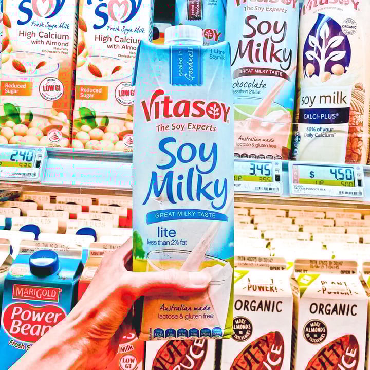 Vitasoy | The Soy Experts Soy Milky Lite Review | abillion