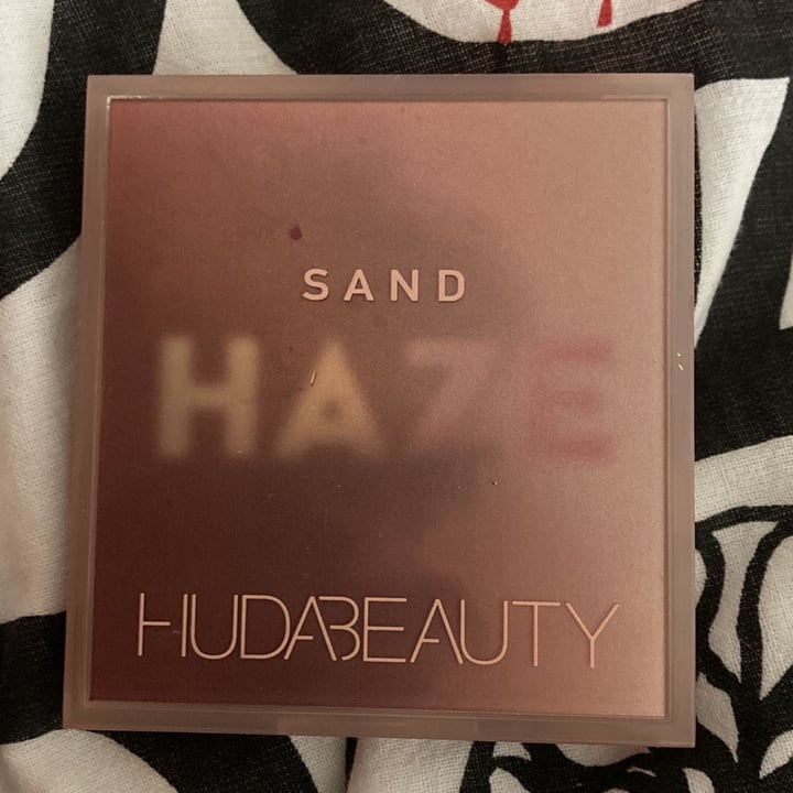 Huda Beauty Sand haze Review | abillion