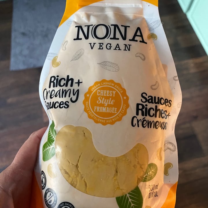 NONA Vegan Foods Nona Creamy Cheeze Sauce Review | abillion