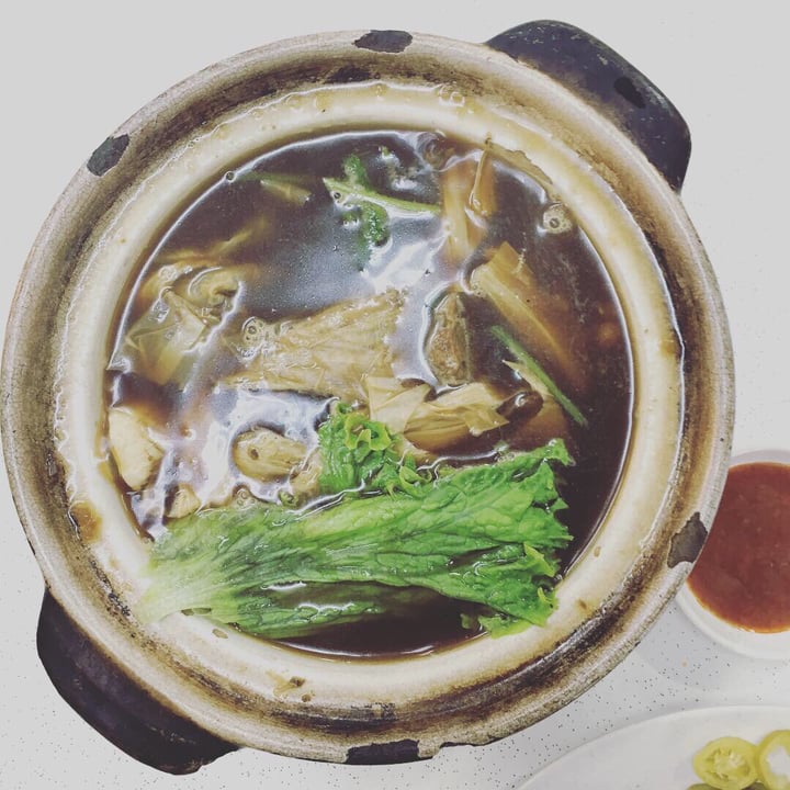 SHU Vegetarian AMK Ang Mo Kio, Singapore Daily Special Soup - Bah Kut ...