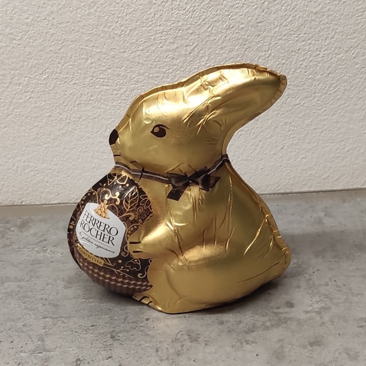Ferrero Rocher Dark hazelnut chocolate Easter bunny Review | abillion