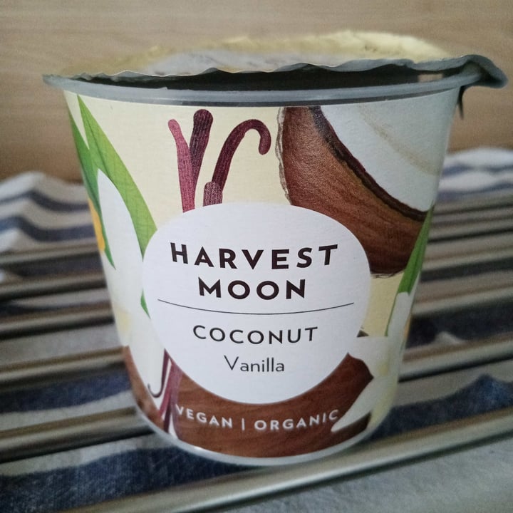 Harvest Moon Vanillla coconut yogurt Review | abillion