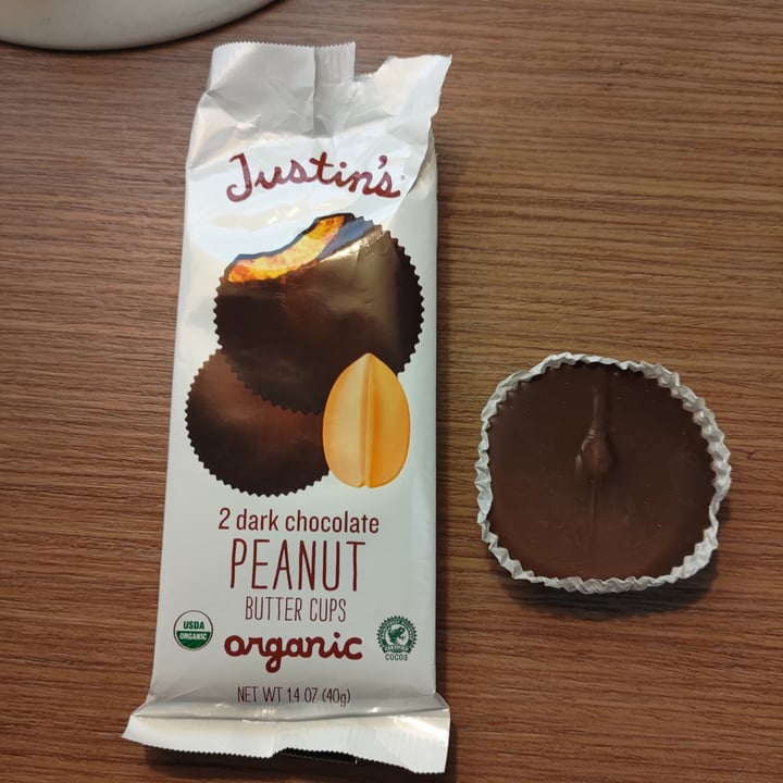 Justin's Dark Chocolate Peanut Butter Cups Review | abillion