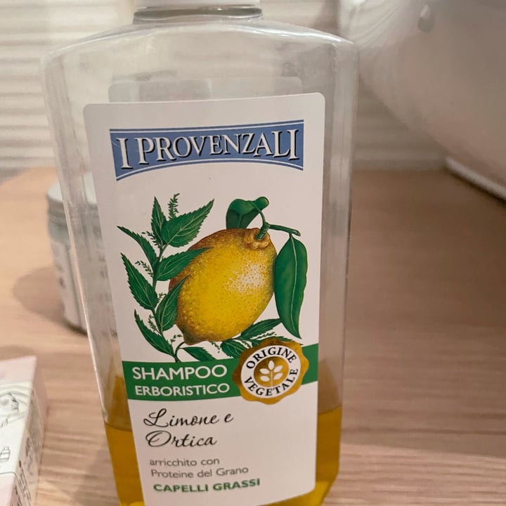 I Provenzali Shampoo Erboristico Limone e Ortica Review | abillion