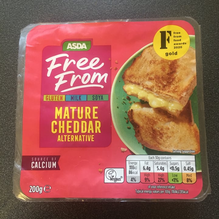 ASDA Mature Cheddar Alternative Block Review | abillion
