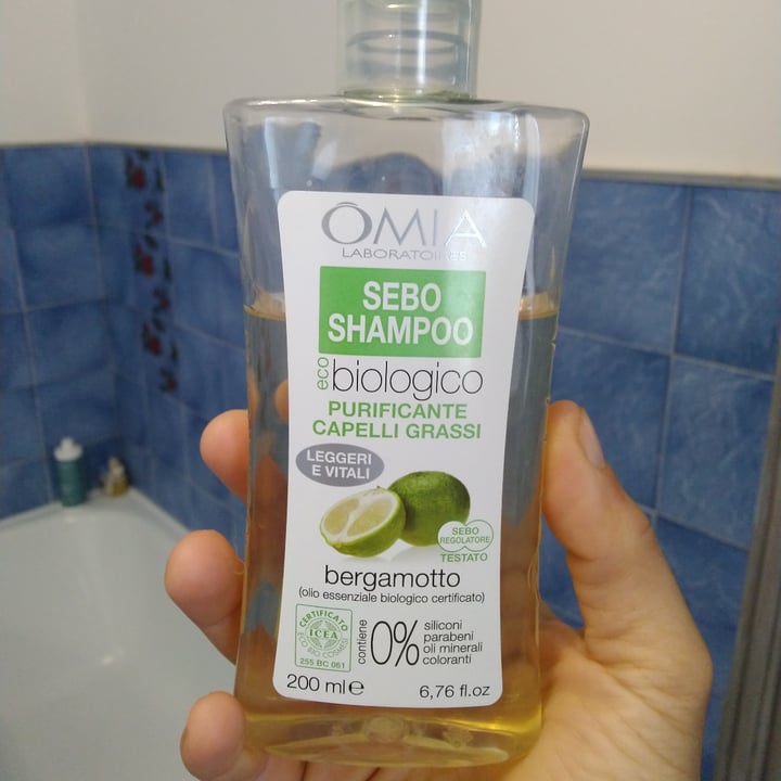 Omia Laboratoires Sebo Shampoo Purificante Capelli Grassi Review | abillion
