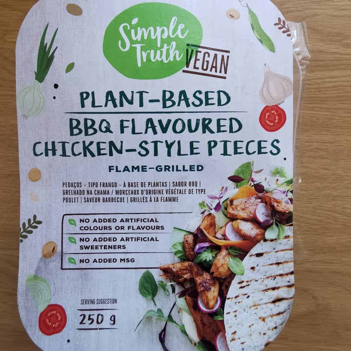 Simple Truth Plant-based Chicken Style Pieces - BBQ Flavoured Review ...