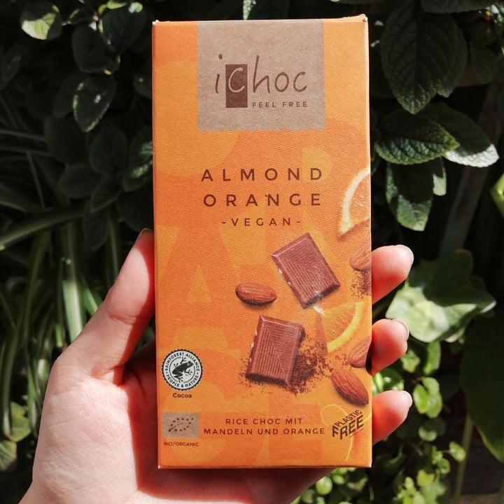 iChoc Almond Orange Vegan Chocolate Review | abillion