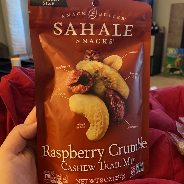 Sahale Snacks Raspberry Crumble Cashew Trail Mix Review | abillion