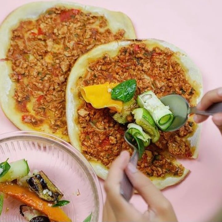 Folivora Lehmeyun Review | abillion