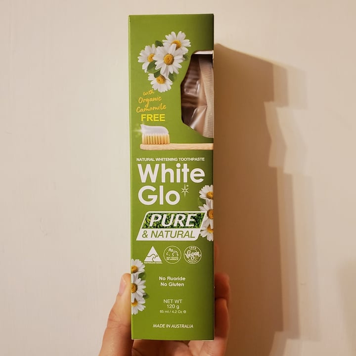 White Glo Natural Whitening Toothpaste with Organic Chamomile Review ...