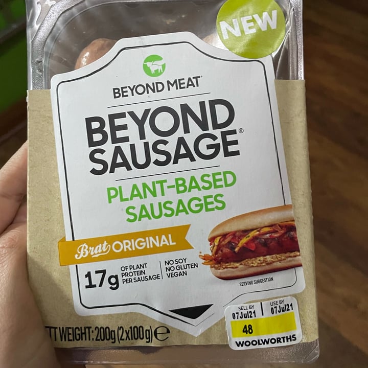 Beyond Meat Beyond Sausage Brat Original Review | abillion